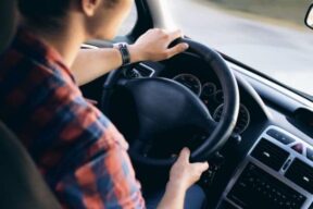Need to get Romanian driving license? Here are the practical rules